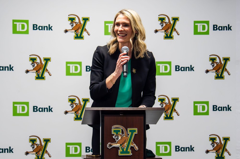 Couple Makes NCAA History as 1st Married Division I Coaching Duo