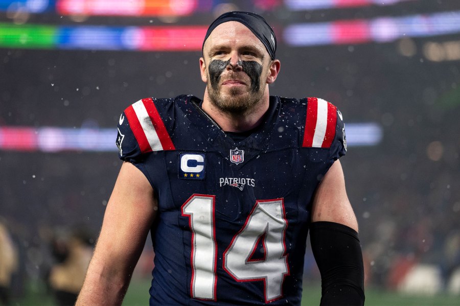 Patriots Players React to Mike Vrabel, Dianna Russini Drama