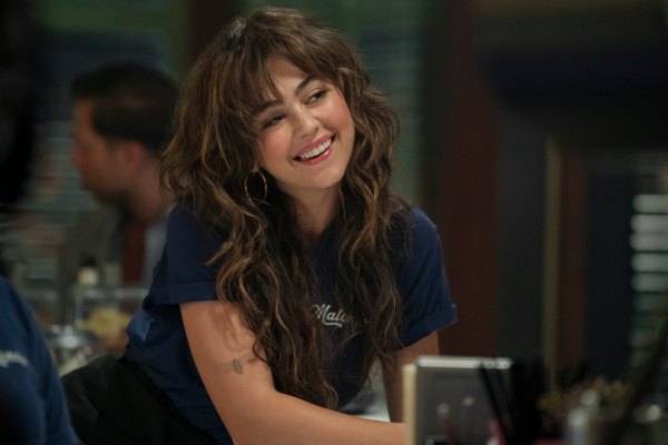 Off Campus' Mika Abdalla Teases Allie, Dean Season 2 Twist