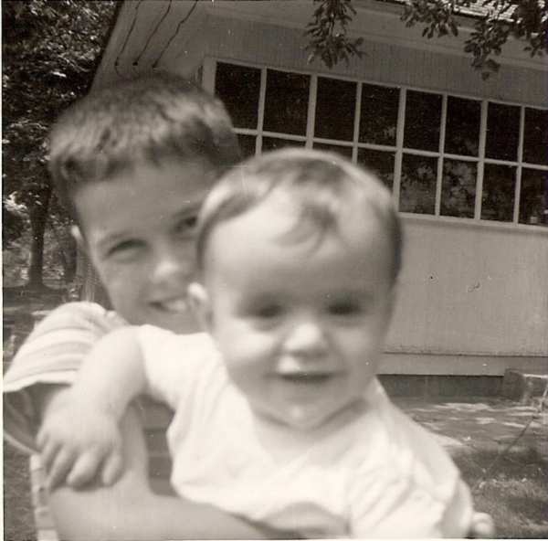 Donny and Marie Mourn Death of Brother Alan Osmond