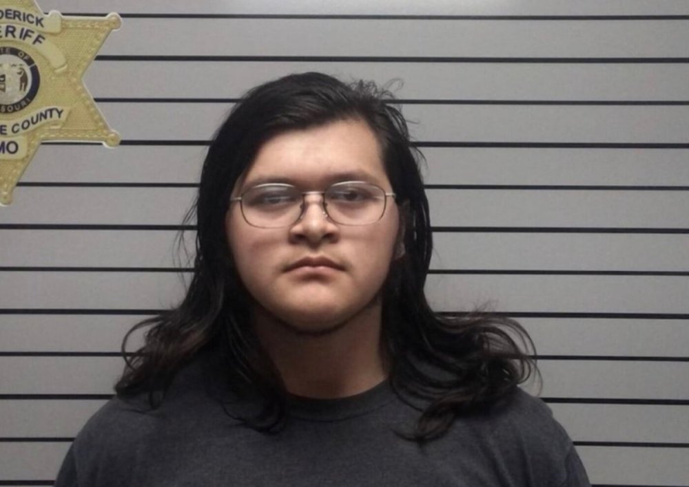 Man Stopped With Missing Kid, Arrested for Child Porn