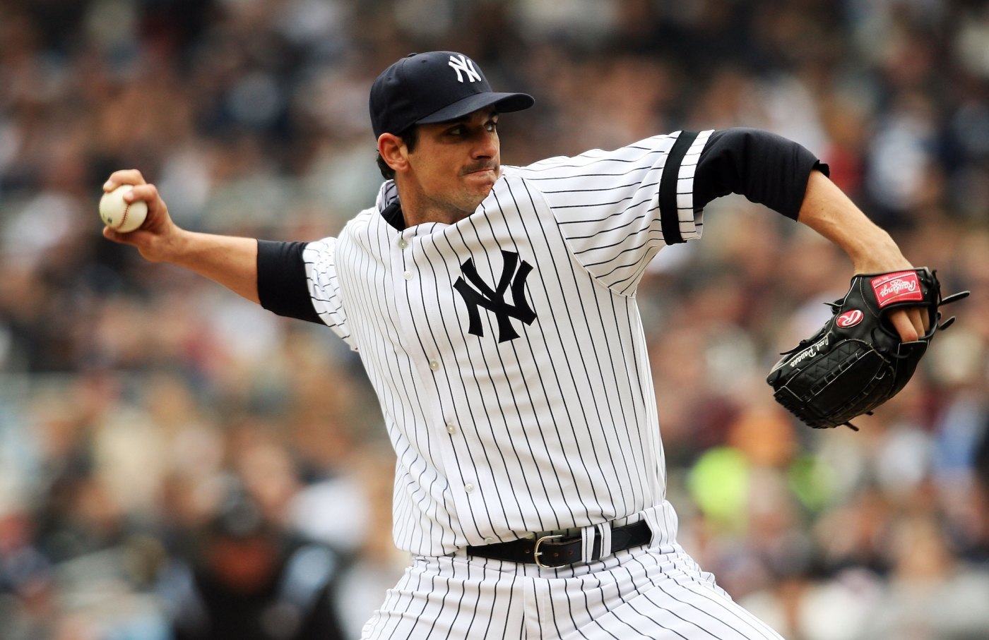 MLB Alum Carl Pavano Accused of Peeing in Ex-Wife’s Shampoo