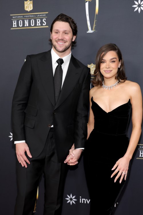 When Josh Allen Will ’Bark and Snap’ at Hailee Steinfeld