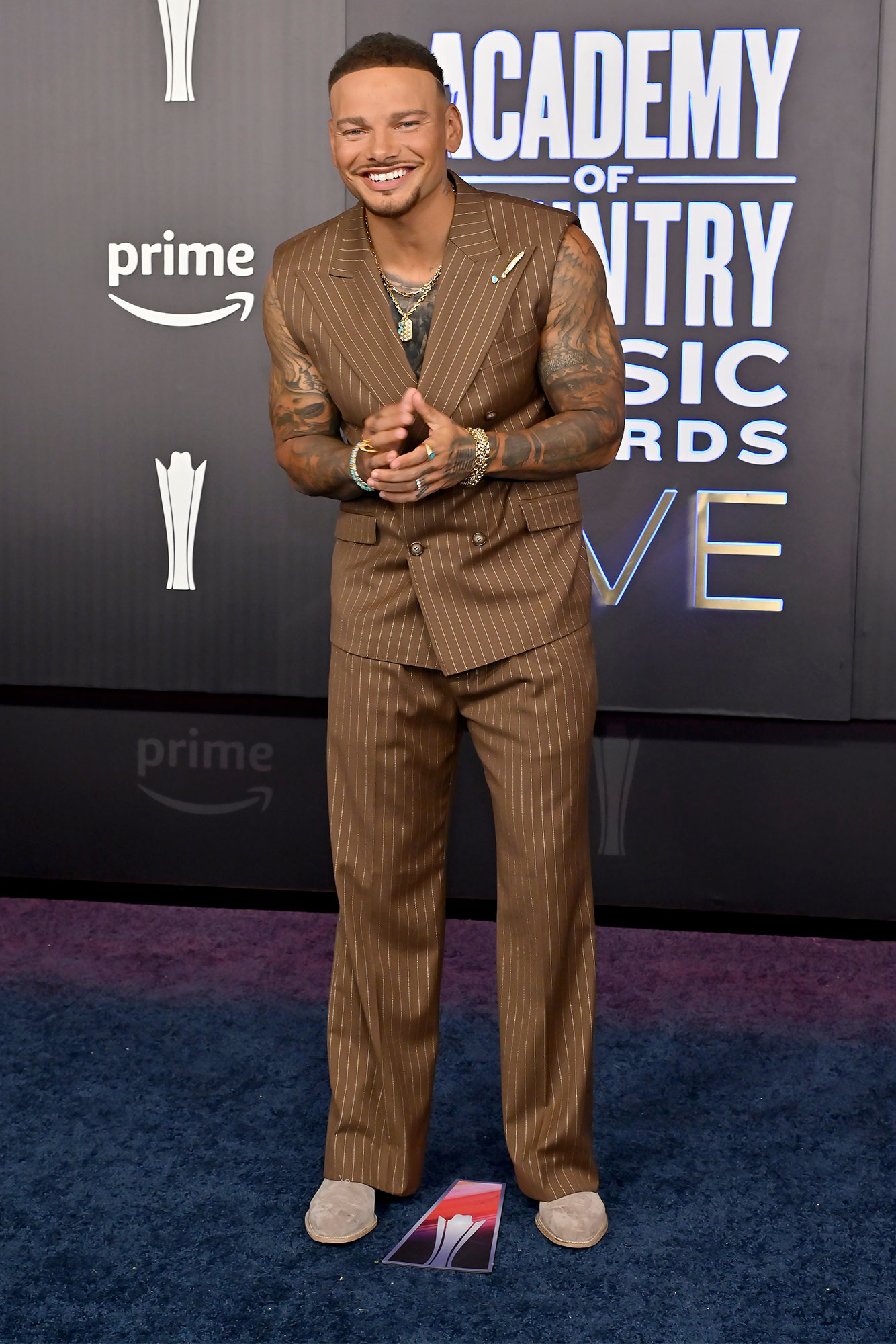 Acm Awards 2026 Red Carpet Photos What The Stars Wore