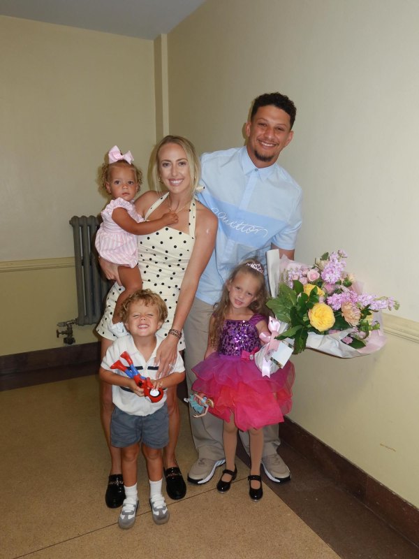 Patrick Mahomes' Kids Quizzed on Dad for Father's Day 2026