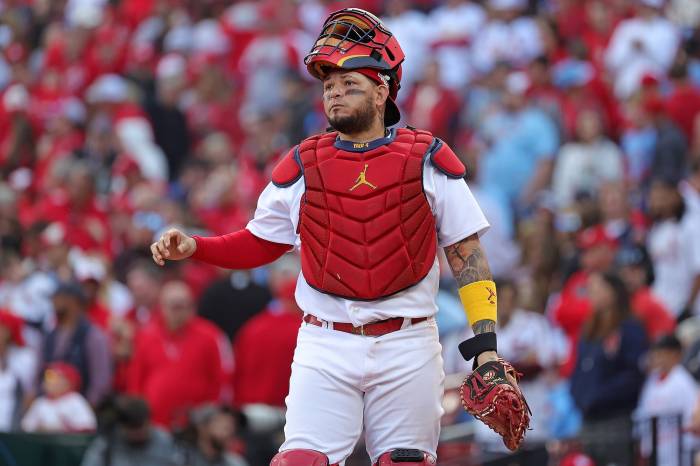 Yadier Molina Says Crashed Plane Intended to Pick Him Up