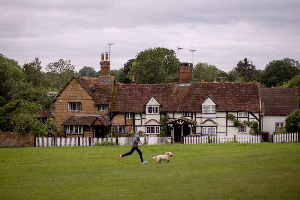 House Swapping Is the Newest Travel Trend 20 Years After The Holiday
