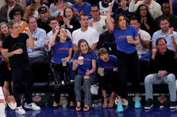 L.A. Native Alana Haim Reacts to Criticism of Knicks Fandom