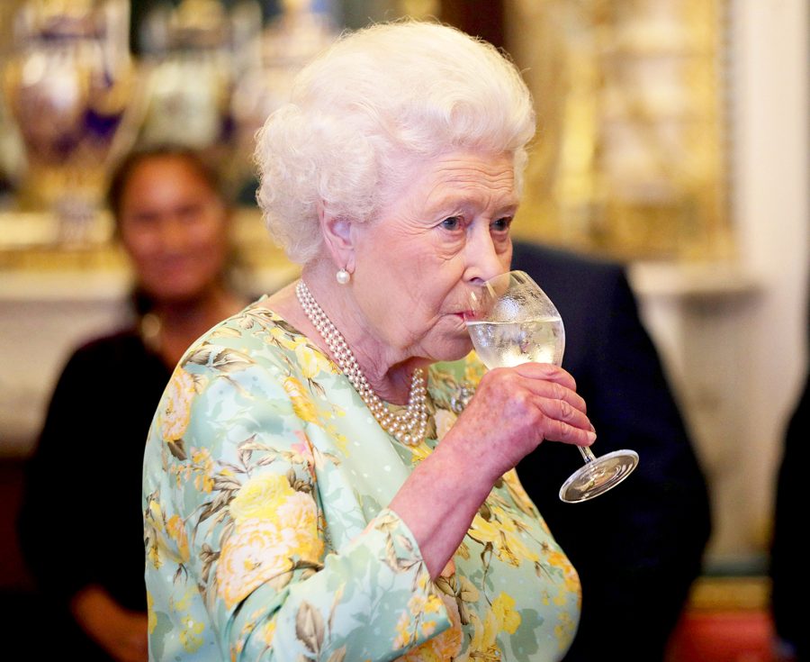 Queen Elizabeth II Has Four Alcoholic Drinks Every Day | Us Weekly