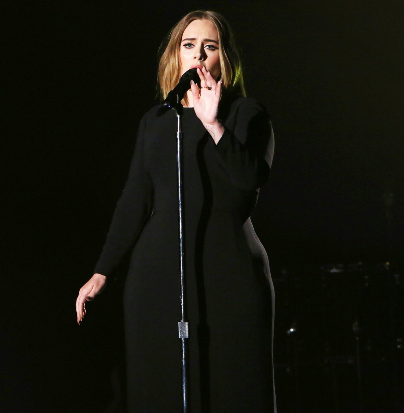 Adele Sings ‘All I Ask’ Perfectly on ‘Ellen’ After Grammys Snafu ...