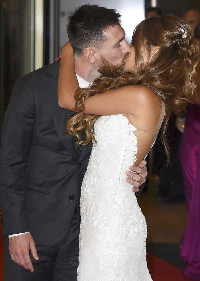 Lionel Messi Wedding: Soccer Star Marries Antonela Roccuzzo | Us Weekly
