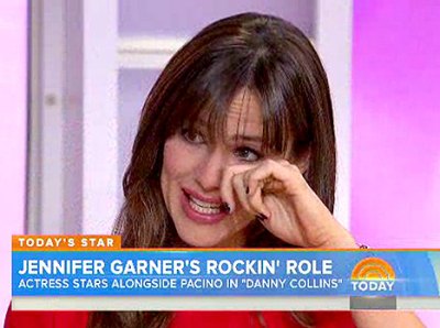 Jennifer Garner Breaks Down Crying on Today Discussing Mom, Sisters