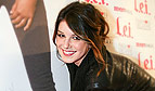 VIP SCENE: Shenae Grimes Delivers Fashion in Miami - Us Weekly
