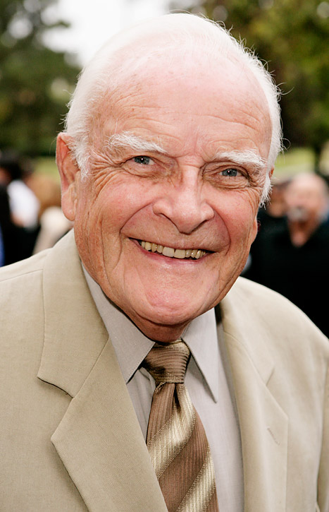 General Hospital's John Ingle Dead at 84 - Us Weekly