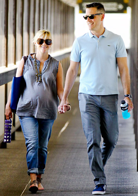 Inside Reese Witherspoon's First Days With Son Tennessee James - Us Weekly