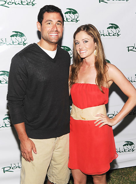 Bachelor's Jason Mesnick, Molly Malaney Expecting First Child - Us Weekly