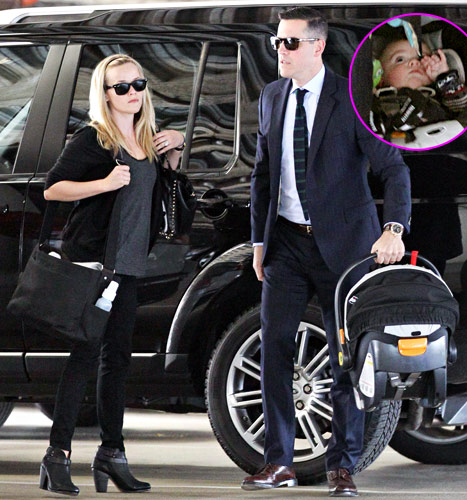 Reese Witherspoon Steps Out With Baby Tennessee, Husband Jim Toth ...