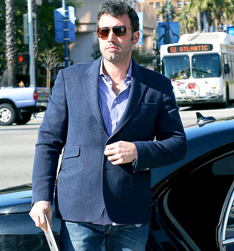 Ben Affleck Rocks Sexy Stubble After Shaving His Beard at Oscars Party