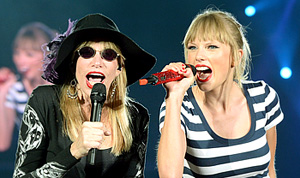 Taylor Swift Sings "You're So Vain" Duet With Carly Simon