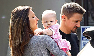 Jeremy Renner Debuts Baby Daughter Ava: Picture