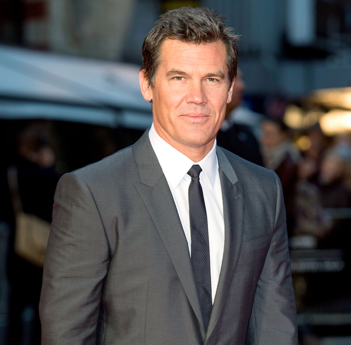 Josh Brolin Goes to Rehab