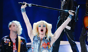 Neil Patrick Harris in Drag as Hedwig at Tony Awards 2014: Video