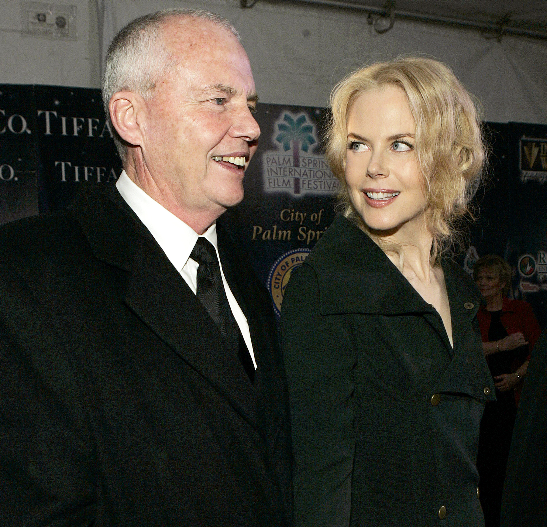 Nicole Kidman "Beyond Devastated" After Father's Death