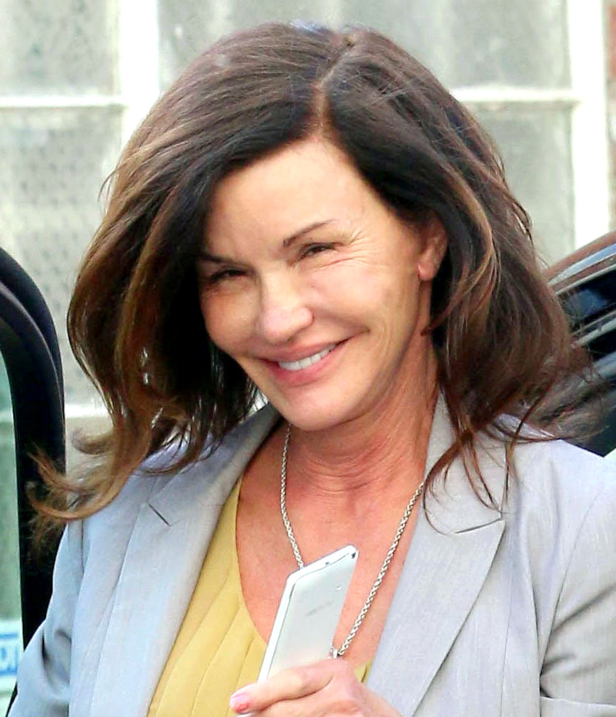 Janice Dickinson Goes Without Makeup Before Getting Model-Glam: Photos