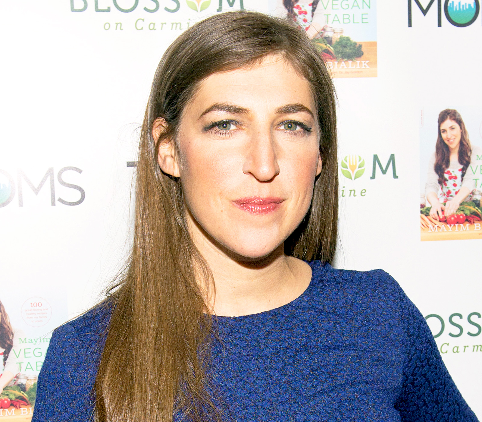 Mayim Bialik Mourns Father's Death in Emotional Blog Post
