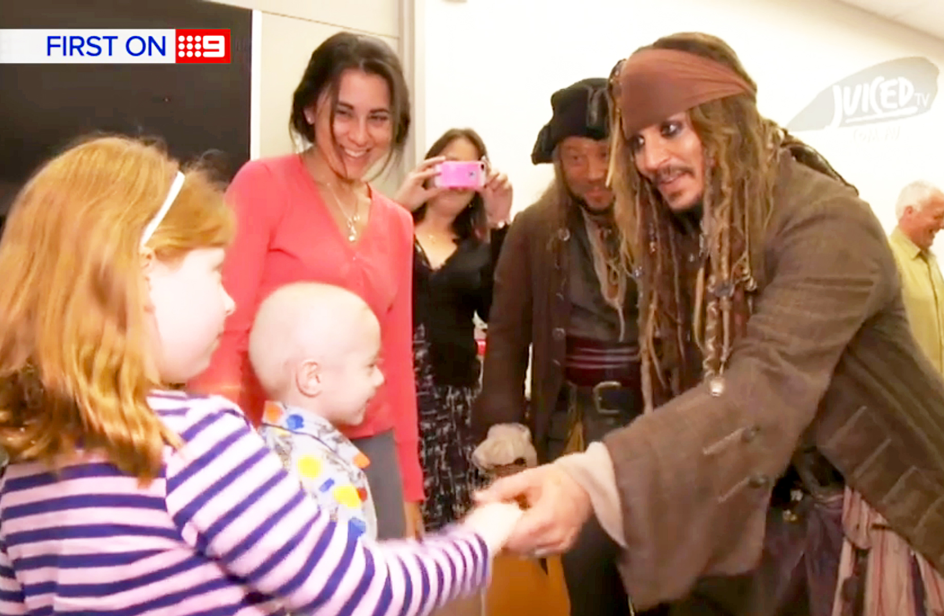 Johnny Depp Visits Children's Hospital in Full Jack Sparrow Costume
