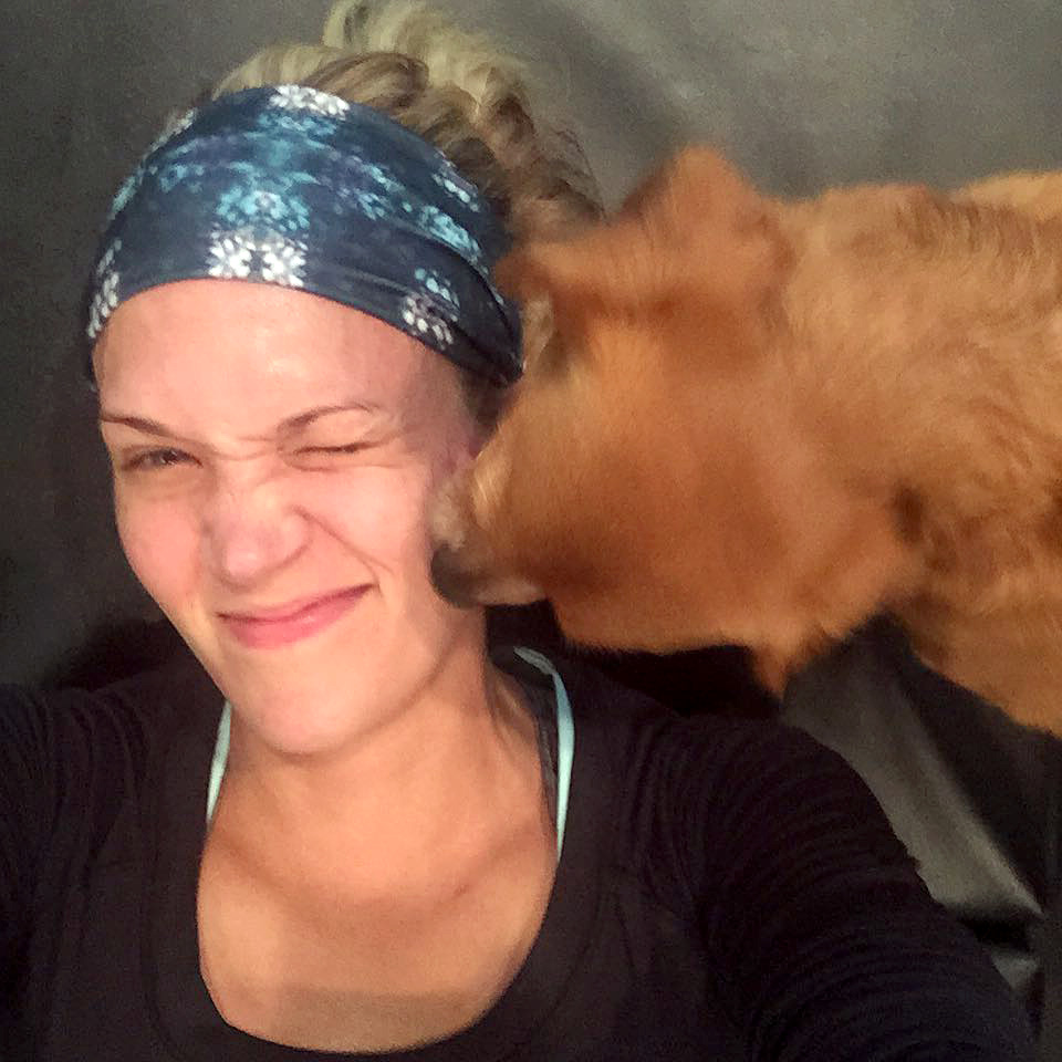 Carrie Underwood Goes Without Makeup, Explains Post-Baby Workout