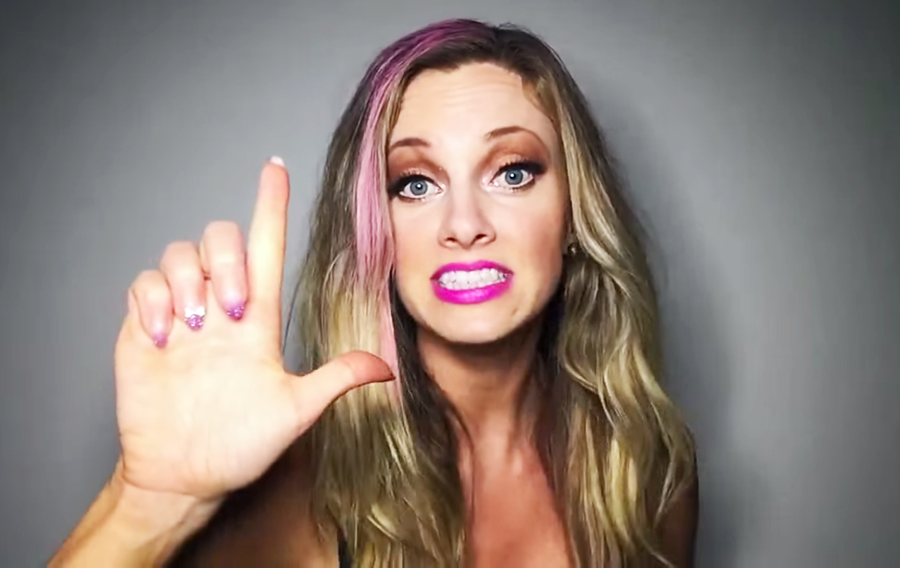 Nicole Arbour Defends "Dear Fat People" Video Amid Ongoing Backlash