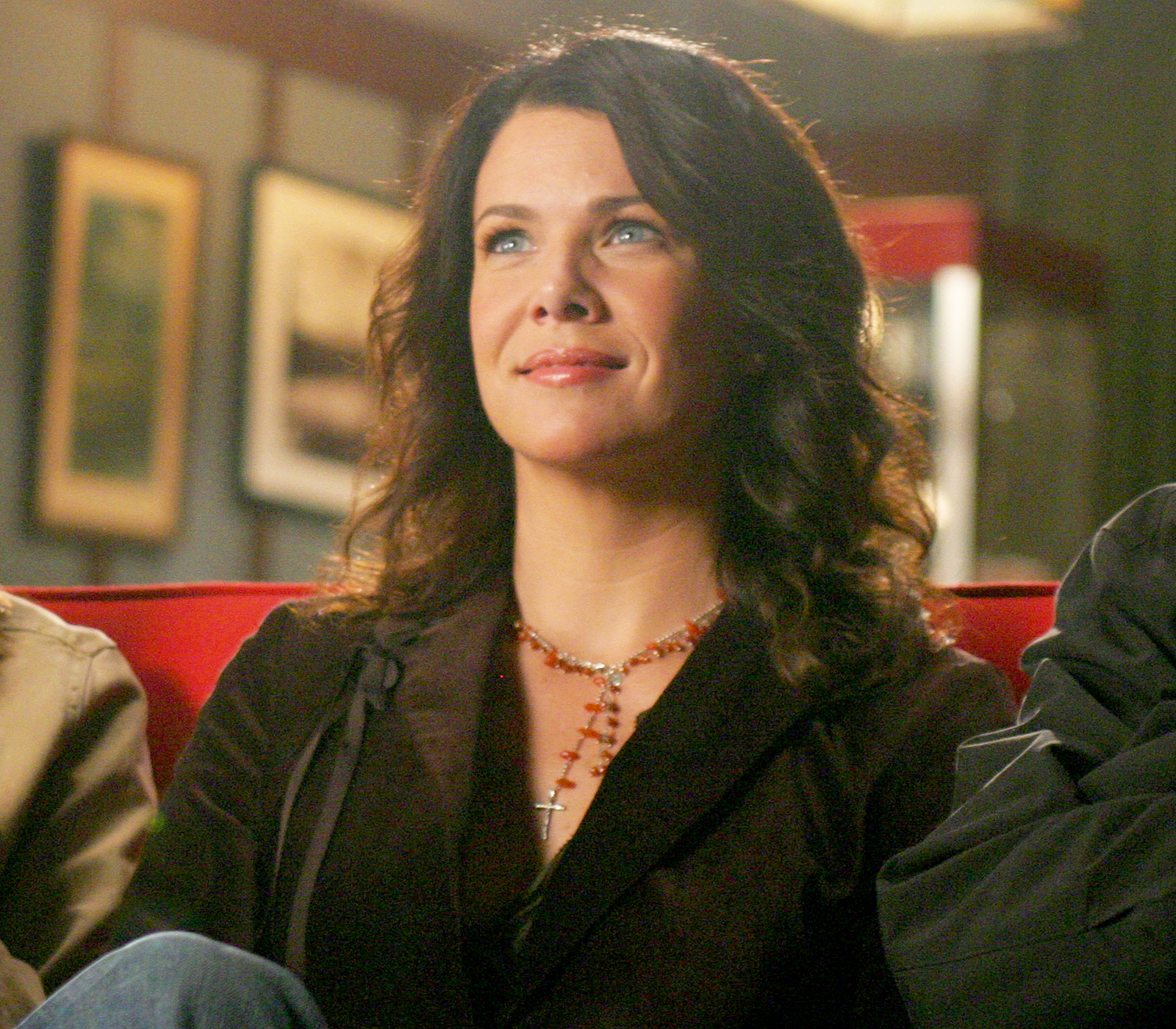 Gilmore Girls 15th Anniversary: Lauren Graham Shares Favorite Moments
