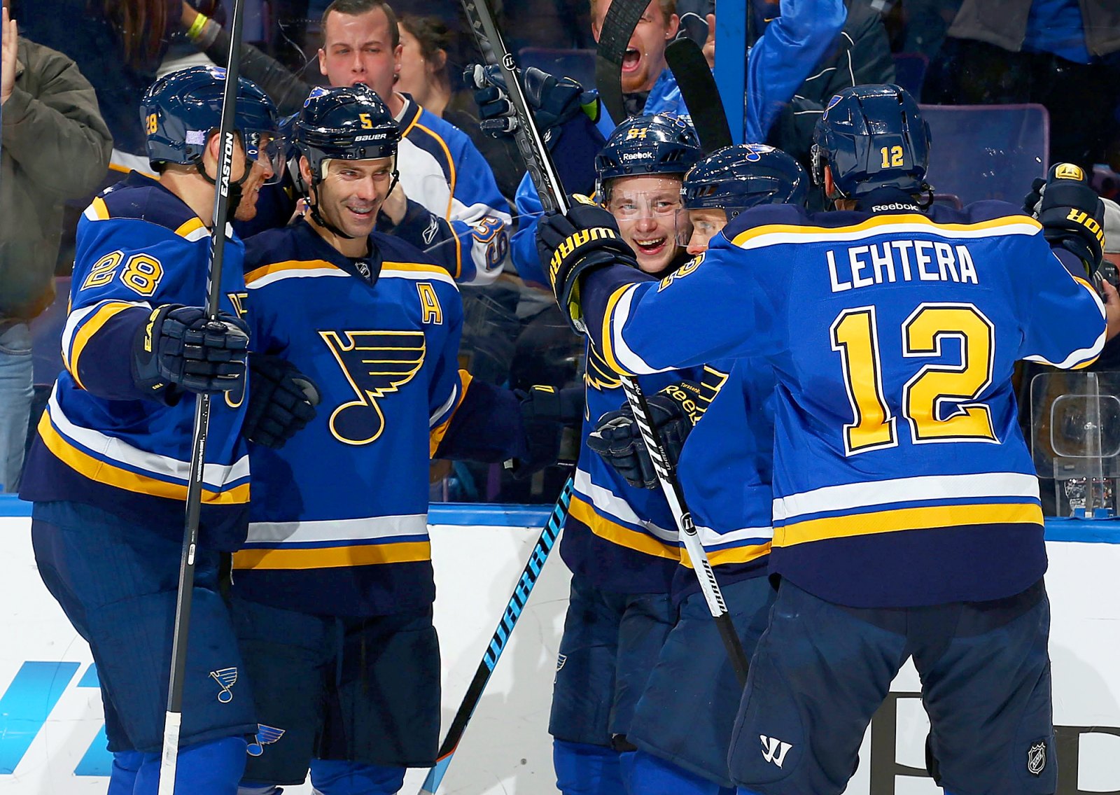 Man’s Viral Hockey Tweets Get Him St. Louis Blues Tickets