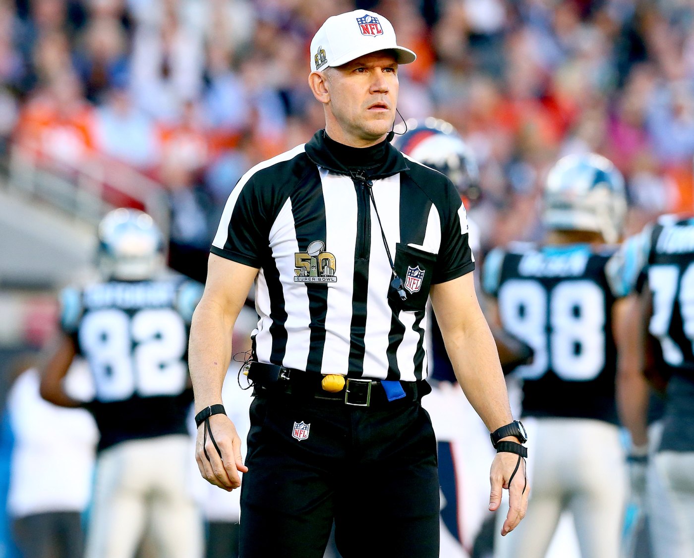 Fans Swoon for Super Bowl 50's Hot Ref