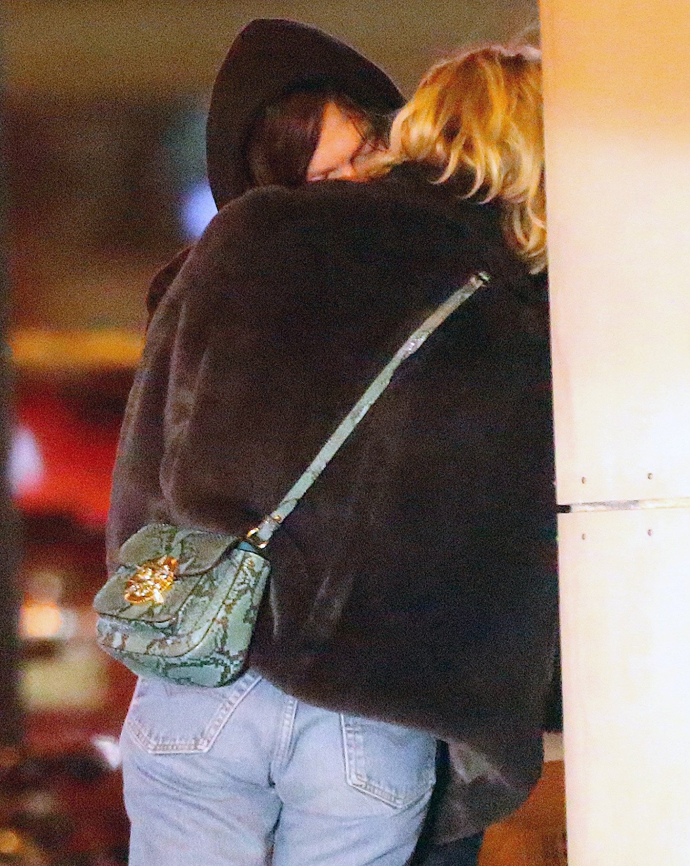 Diane Kruger, Norman Reedus Makeout, Pack on the PDA: Pics