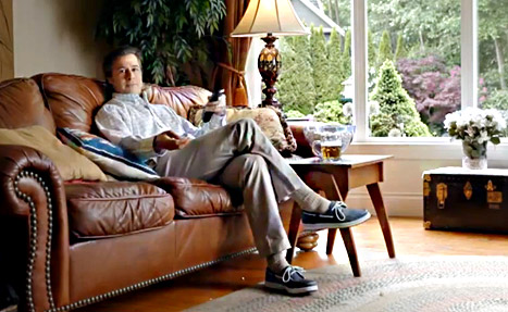Brad Pitt's Brother Doug Gives Home Tour in Virgin Mobile Ad - Us Weekly