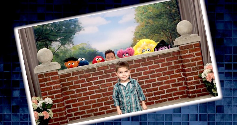 Jimmy Fallon, Sesame Street Cast Photobomb Little Kids in Adorable ...