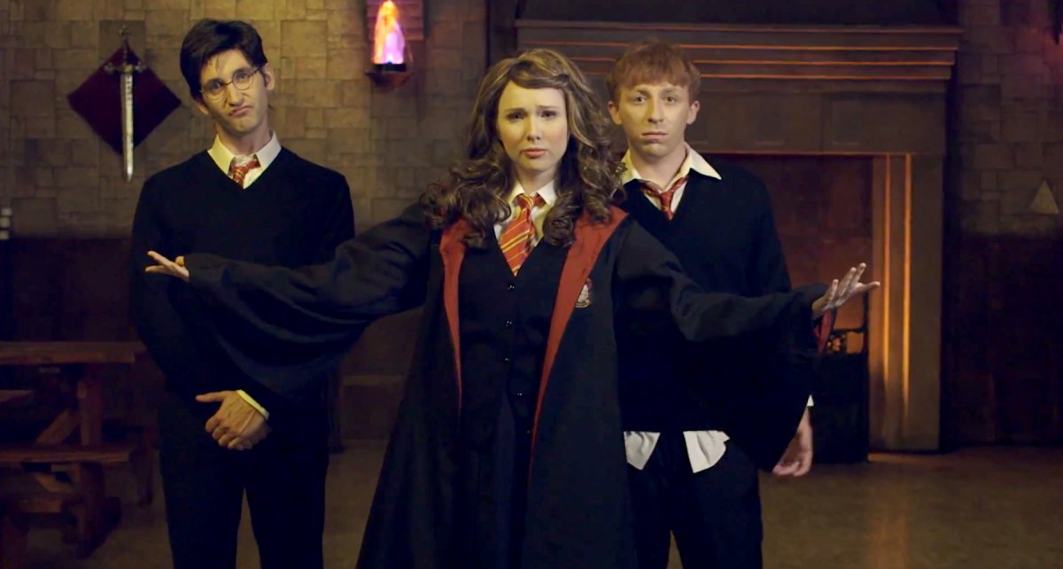 The Hunger Games' Katniss Fights Harry Potter's Hermione