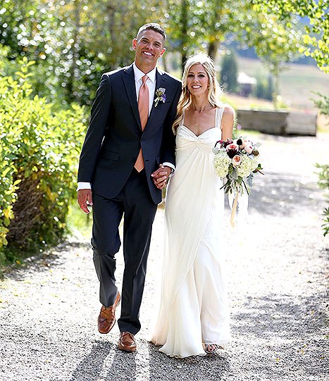 Holly Montag Marries: See Hills Star's Wedding Dress, Heidi Montag