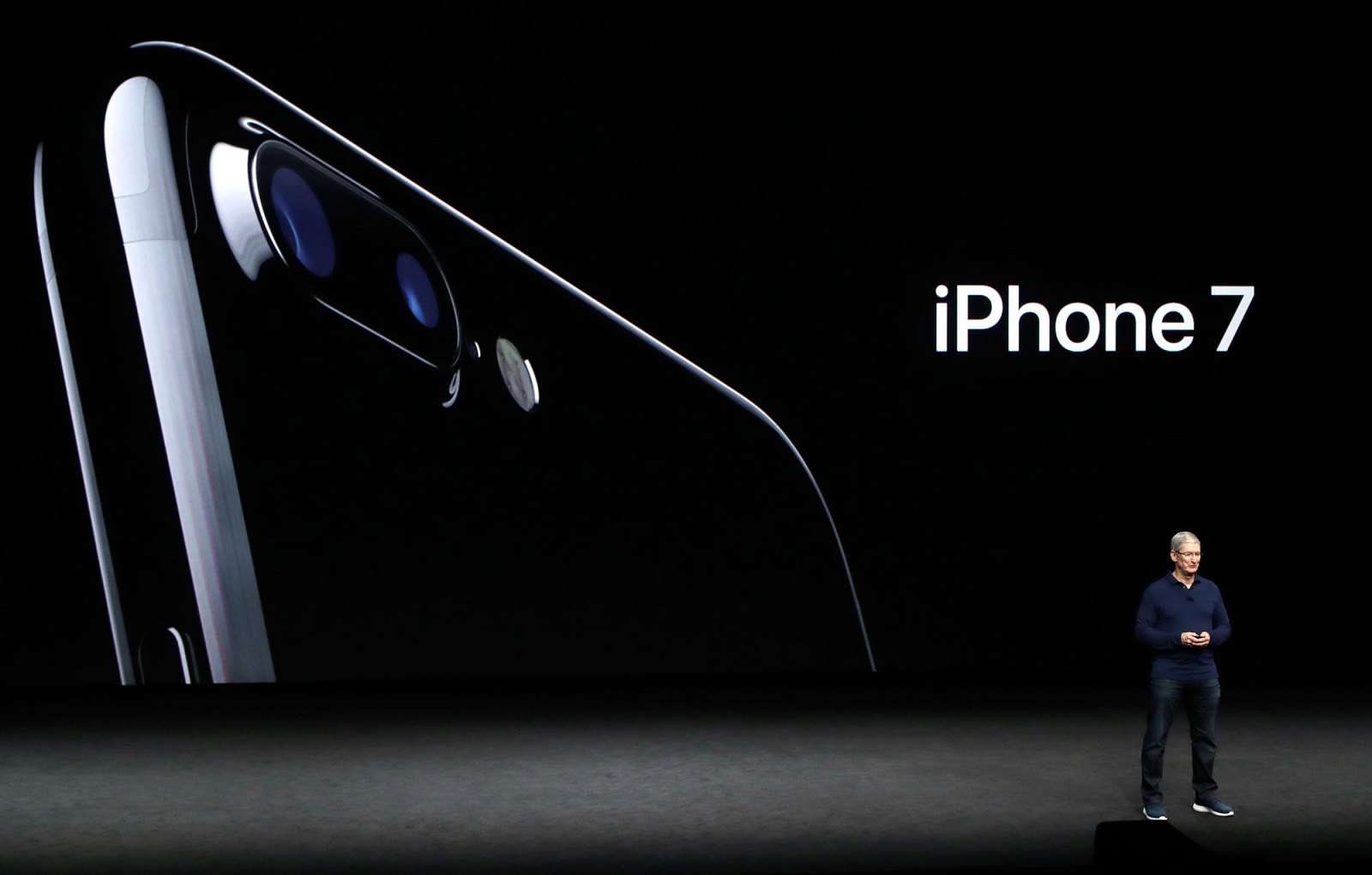 Apple Unveils New iPhone 7: Here's Everything We Know