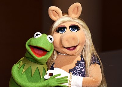 Kermit the Frog Snags New Girlfriend After Miss Piggy Split: Photos