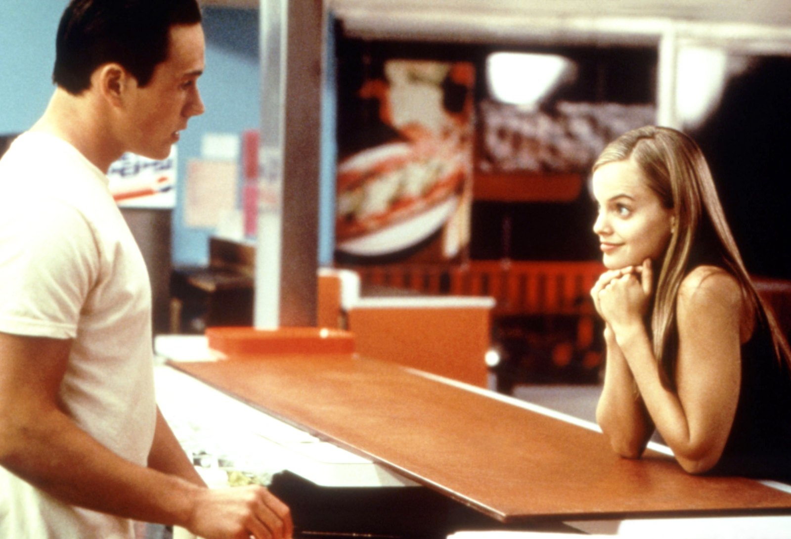 Mena Suvari Hopes American Pie Franchise Isn’t Over: Video