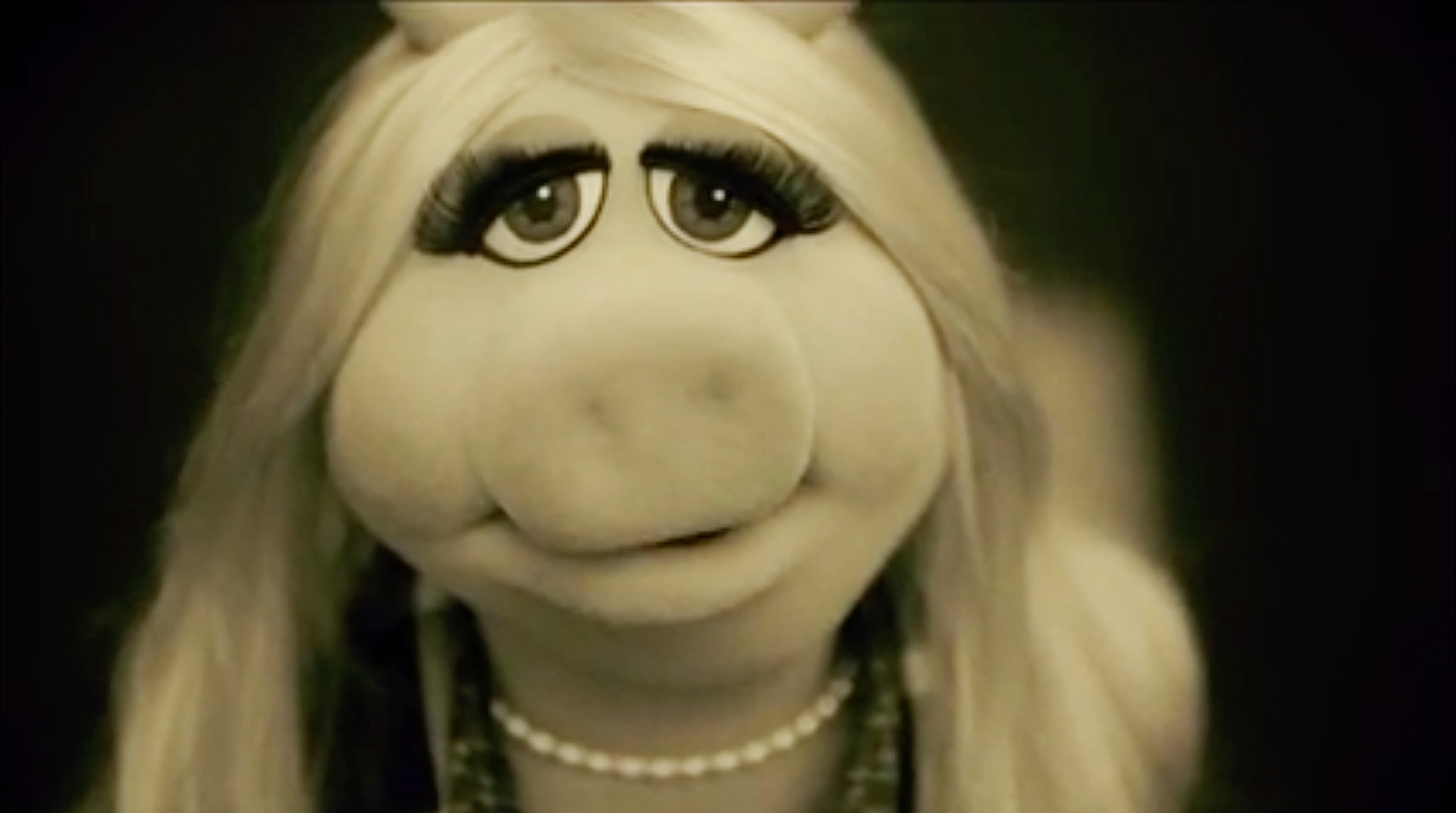Miss Piggy News - Us Weekly