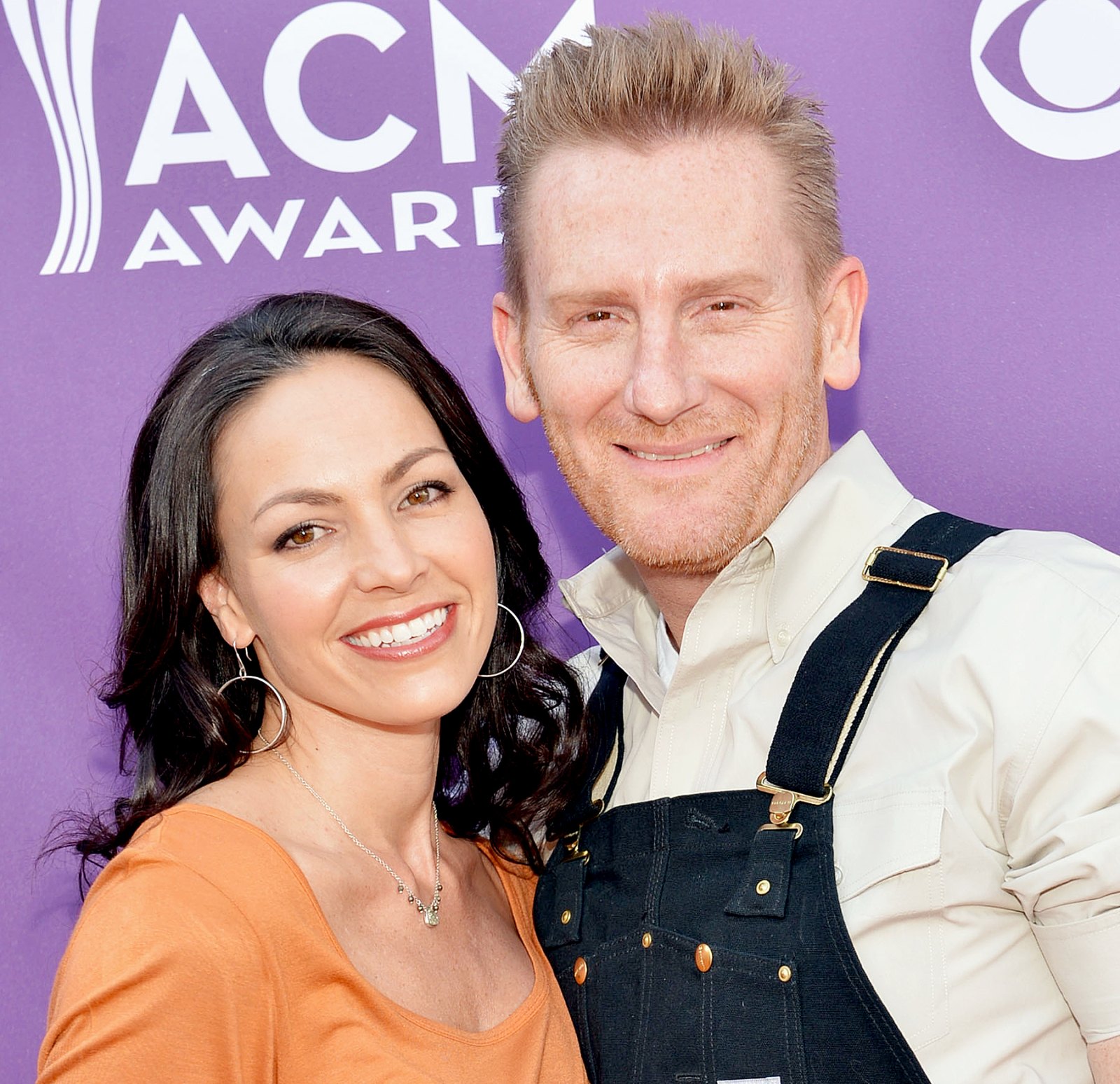 Joey Feek Gets Heartwarming Visit From Puppies: Photo