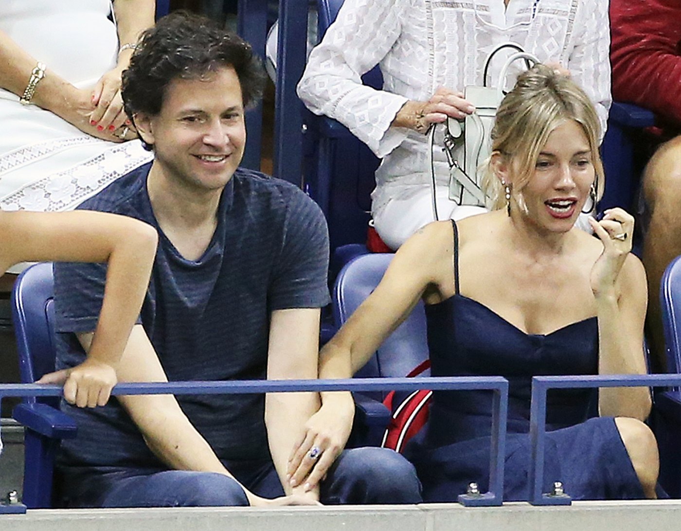 Sienna Miller Is Dating ‘Foxcatcher’ Director Bennett Miller