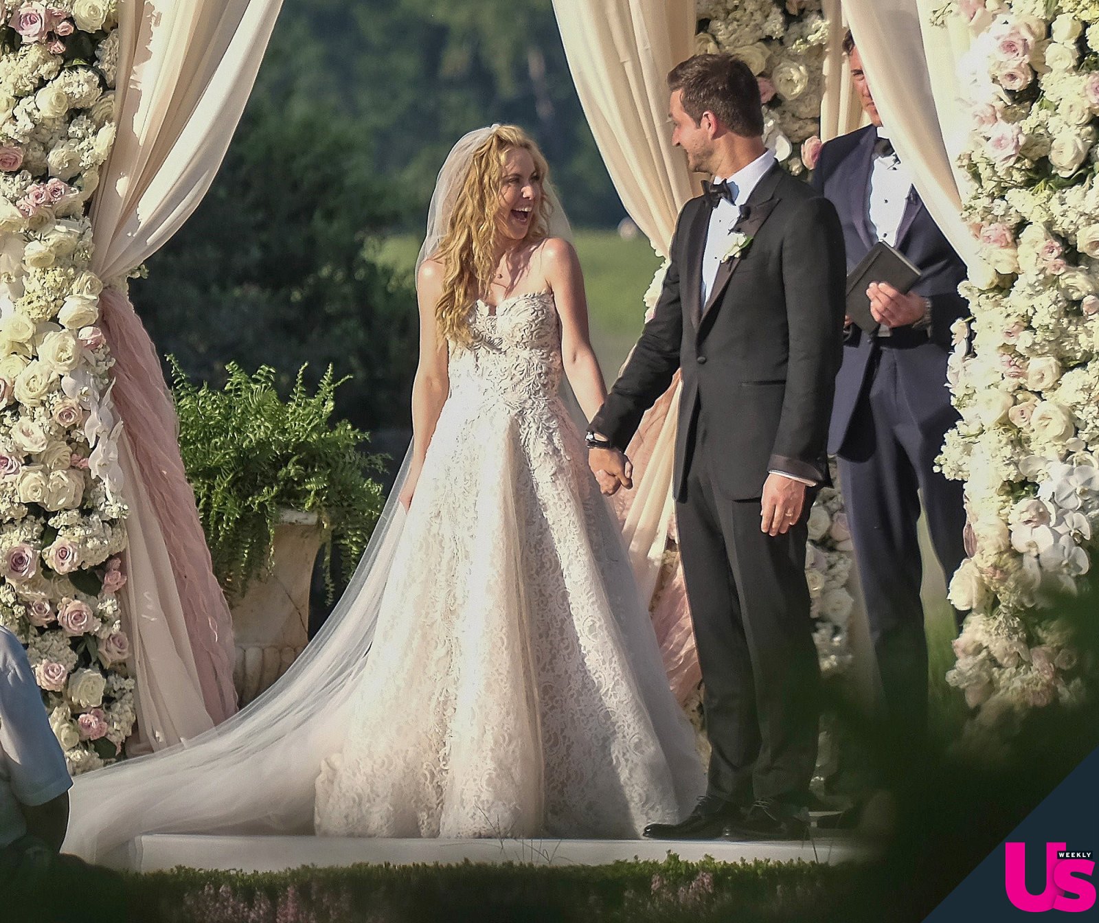 Tara Lipinski Wedding Pics: Her Dress, Vows, Ring and More | Us Weekly