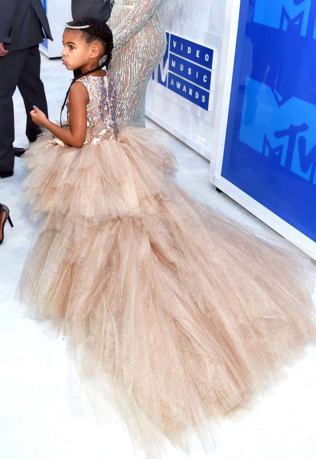 MTV VMAs 2016 Red Carpet: Blue Ivy Wore an $11,000 Dress | Us Weekly