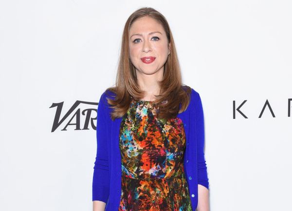 Chelsea Clinton Responds to ‘SNL’ Star’s Hillary Clinton Joke | Us Weekly
