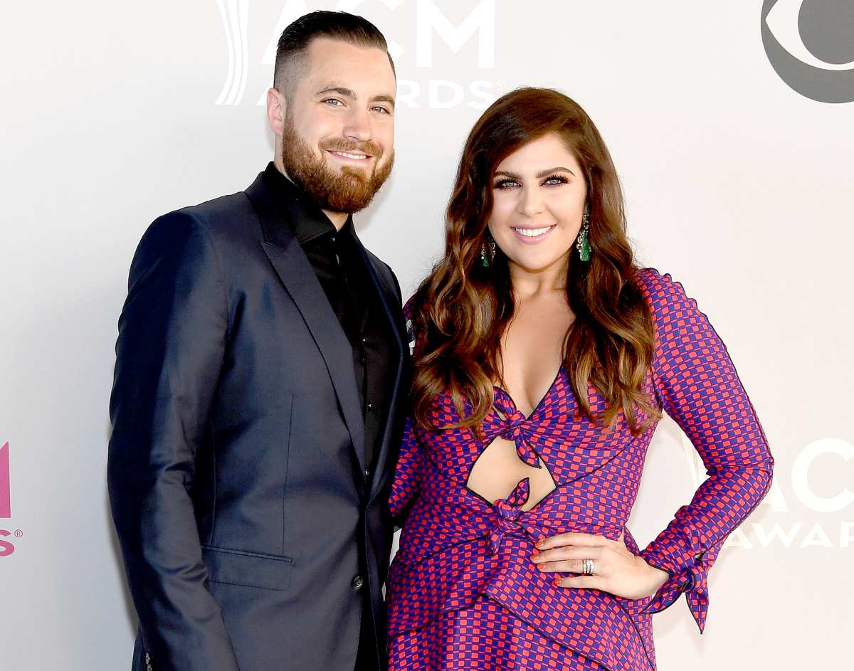 Lady Antebellum's Hillary Scott, Dave Haywood Are Both Expecting Babies ...